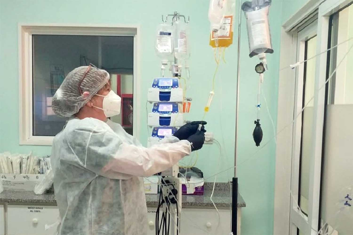 Exitosa primera transfusión de plasma de paciente recuperado de COVID ...